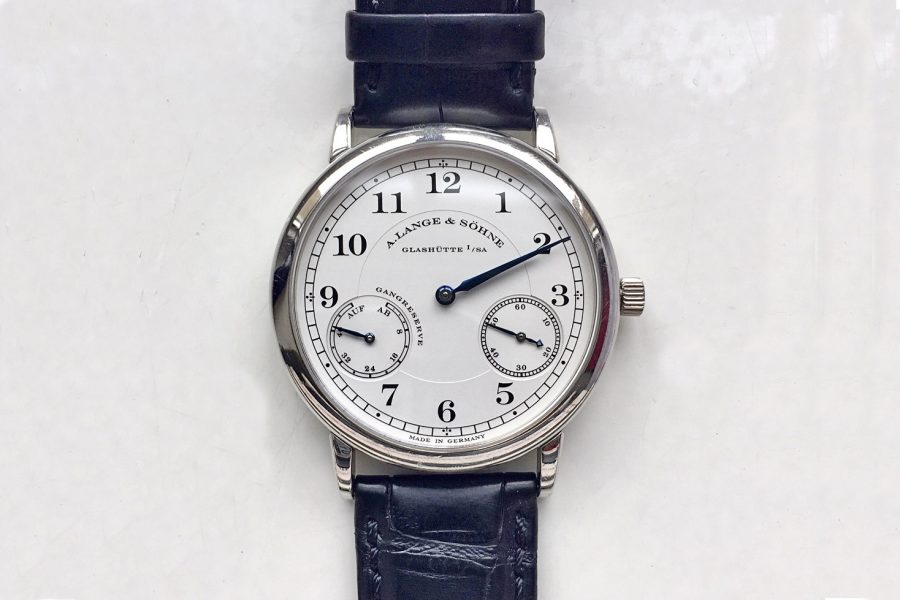 What Makes The Classic Lange 1815 Up/Down Such A Good Design?